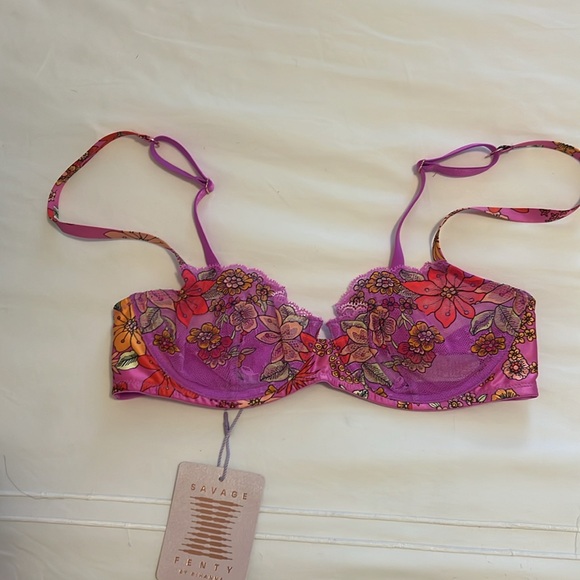 Savage X Fenty | Intimates & Sleepwear | Mod Poppy Unlined Lace ...